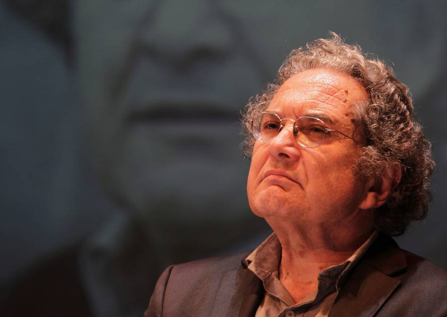 Ricardo Piglia: una vida en tercera persona | Nueva Sociedad